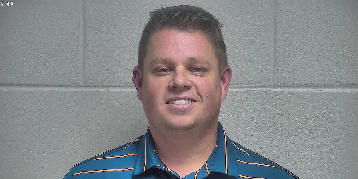 Judge Rejects Plea Deal For Former Lmpd Officer Accused Of Federal Sex