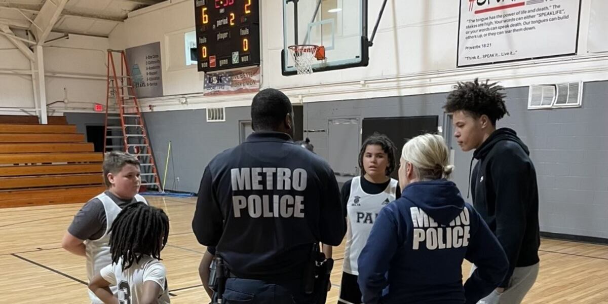 LMPD Police Activity League’s (PAL) basketball program prepares for ... LMPD Police Activity League’s (PAL) basketball program prepares for ...